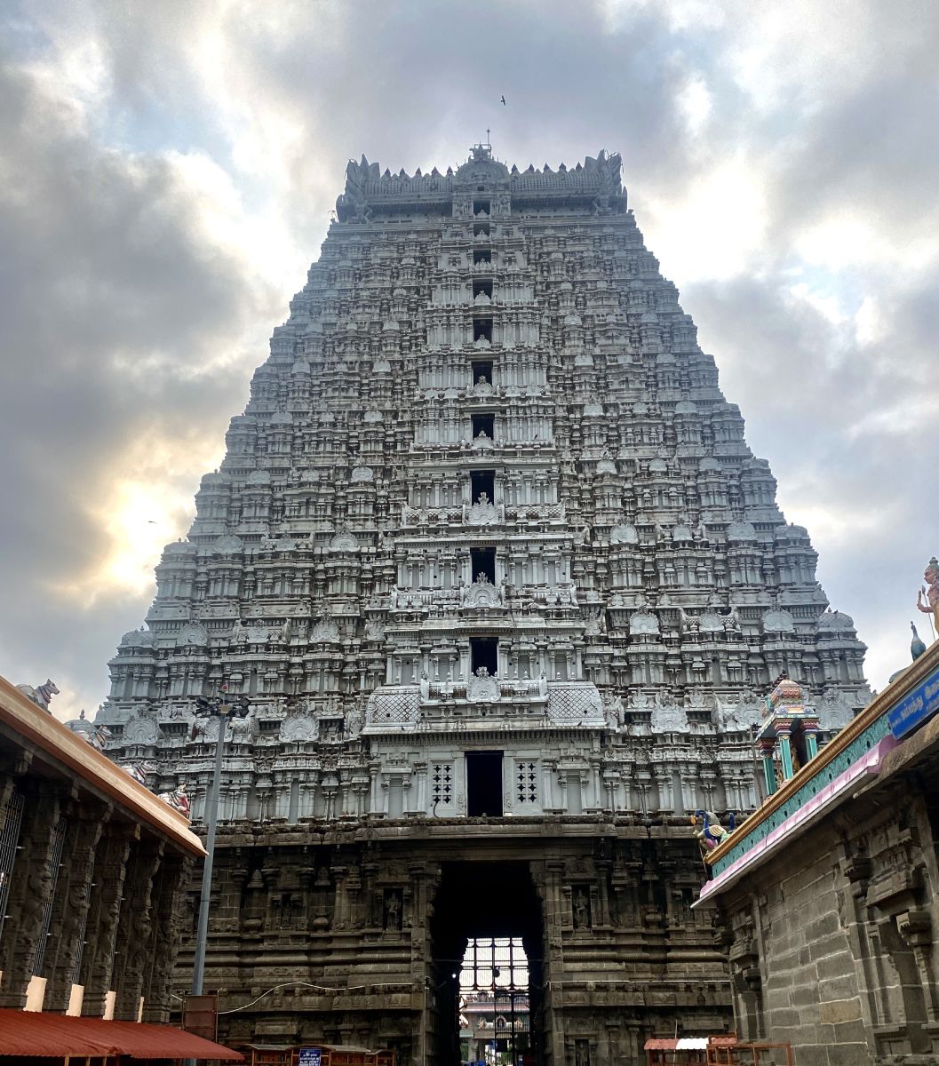 Arunachaleswara Temple: 3rd Agni Lingam - Famous Temples Of India