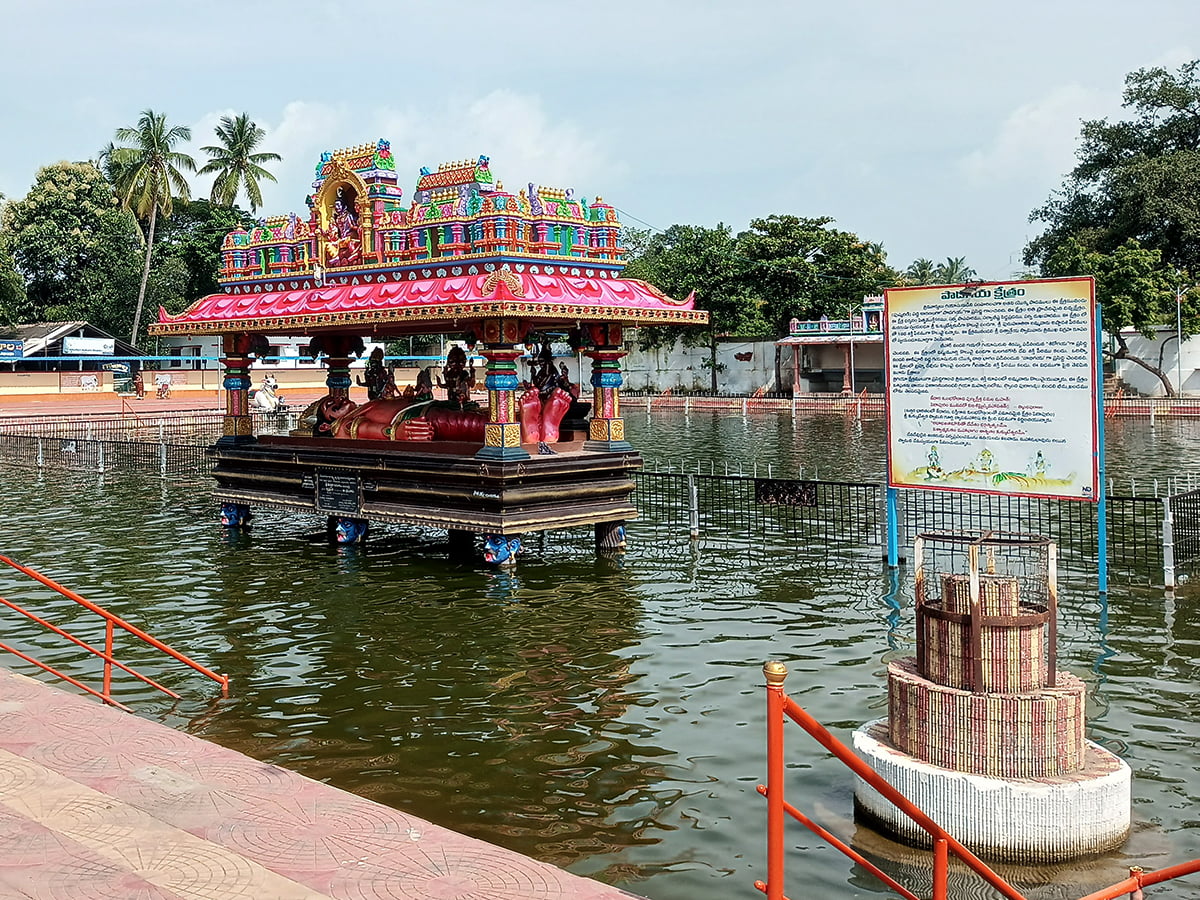 Puruhutika Devi Temple Pithapuram - Famous Temples Of India