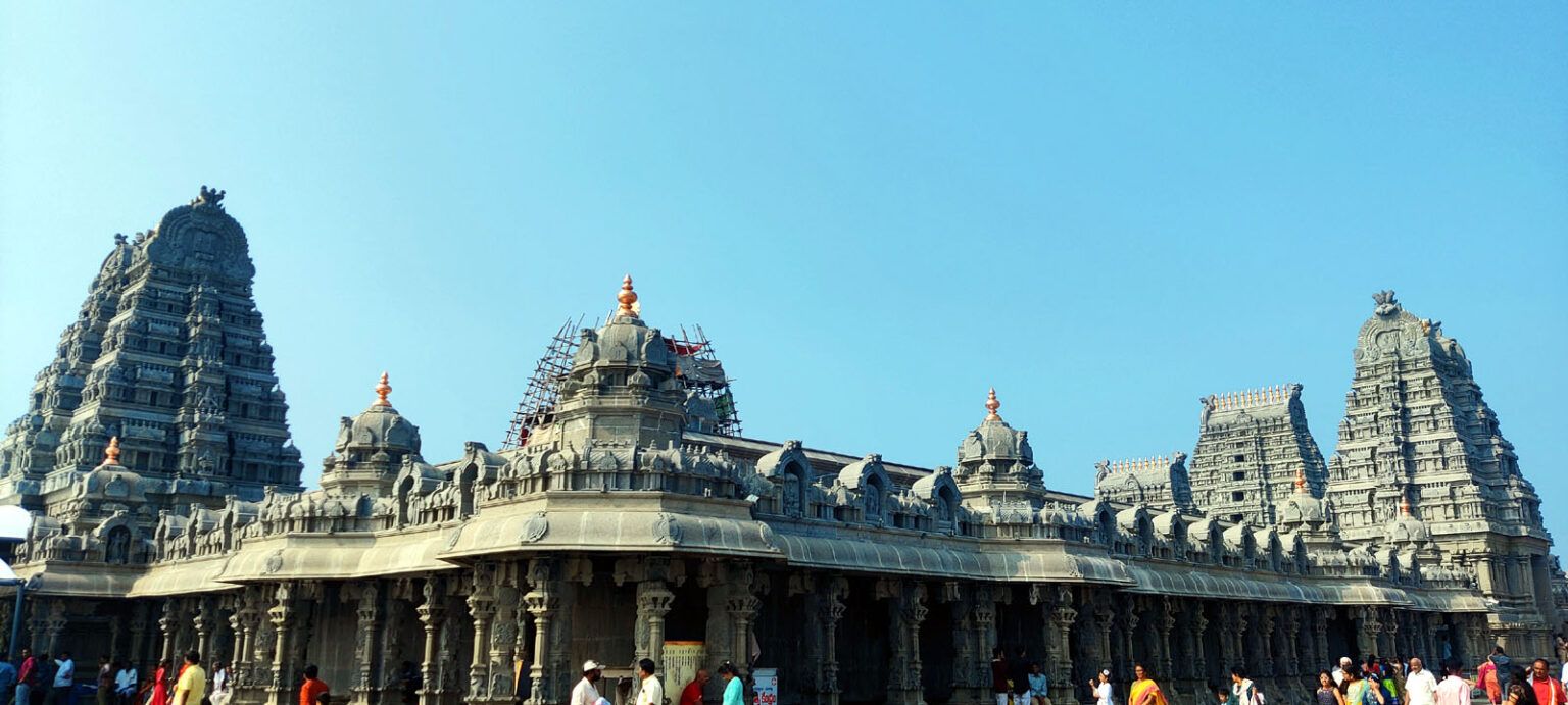 Yadagirigutta Temple: Where Narasimha Comes Alive In 5 Forms
