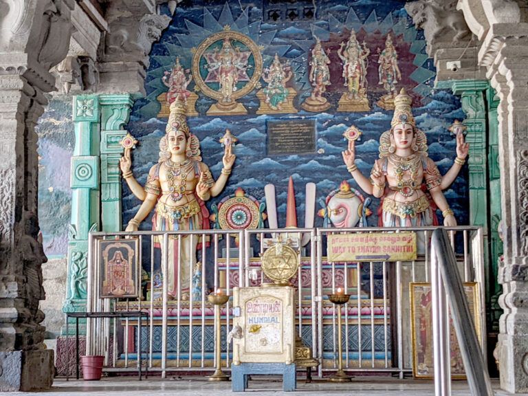 10th CE Chakrapani Temple Kumbakonam - Famous Temples Of India