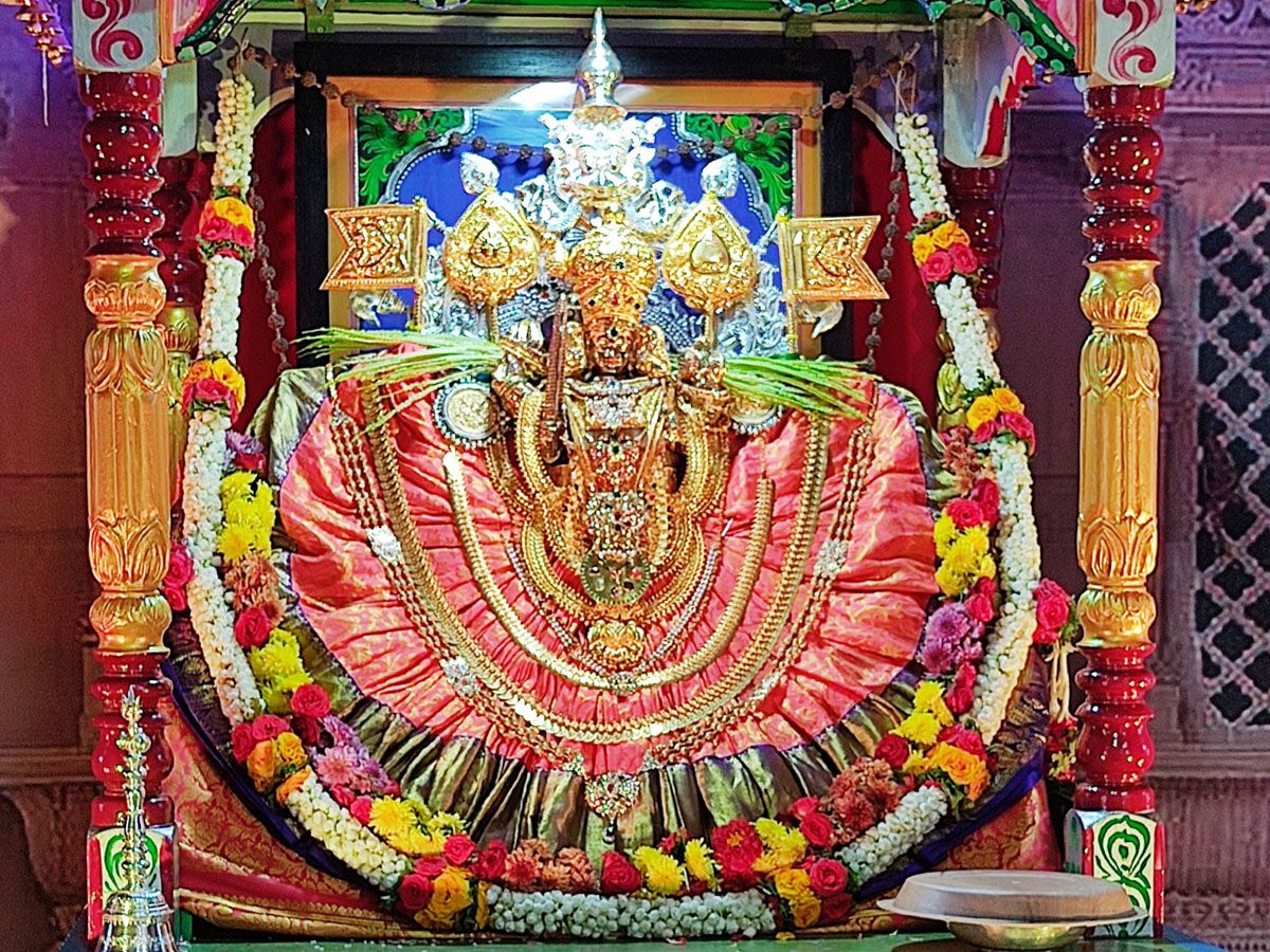 Sri Vidya Chowdeshwari Temple Hangarahalli - Famous Temples Of India