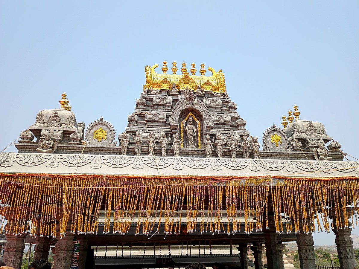 Divine Swarnagiri Venkateswara Swamy Temple Bhuvanagiri