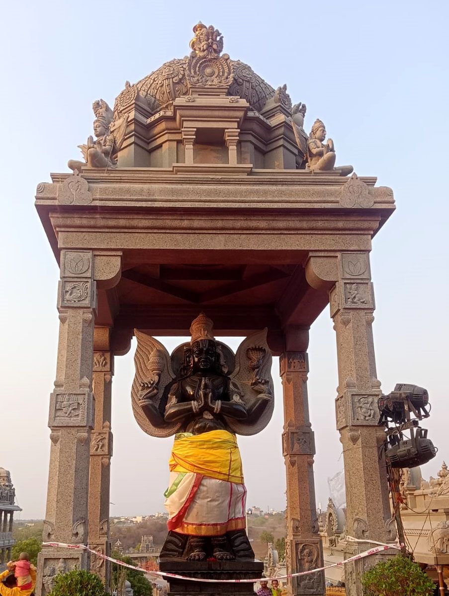 Divine Swarnagiri Venkateswara Swamy Temple Bhuvanagiri