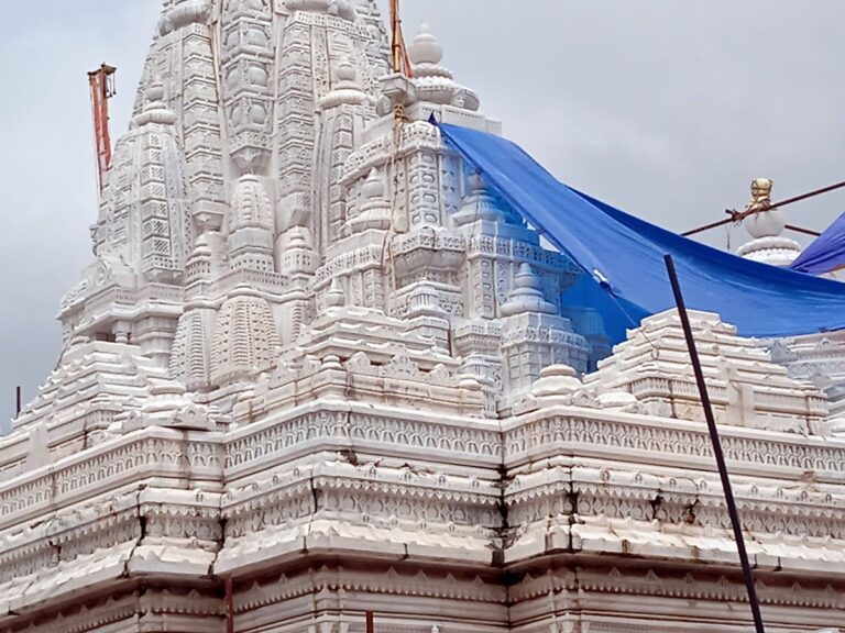 Pawapuri Jal Mandir: Sinless City Of Lord Mahavira - Famous Temples Of ...