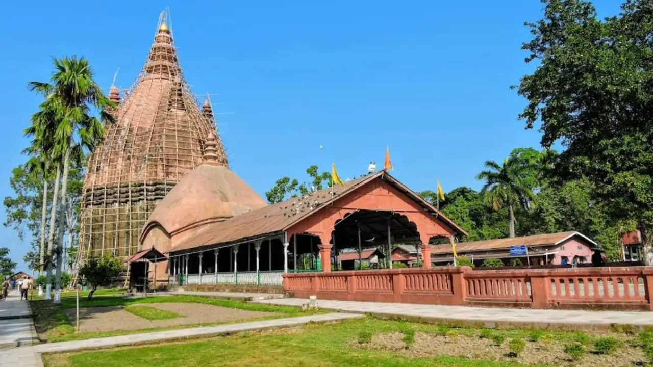 Sri Devi Dol Temple Sivasagar Assam - Famous Temples Of India